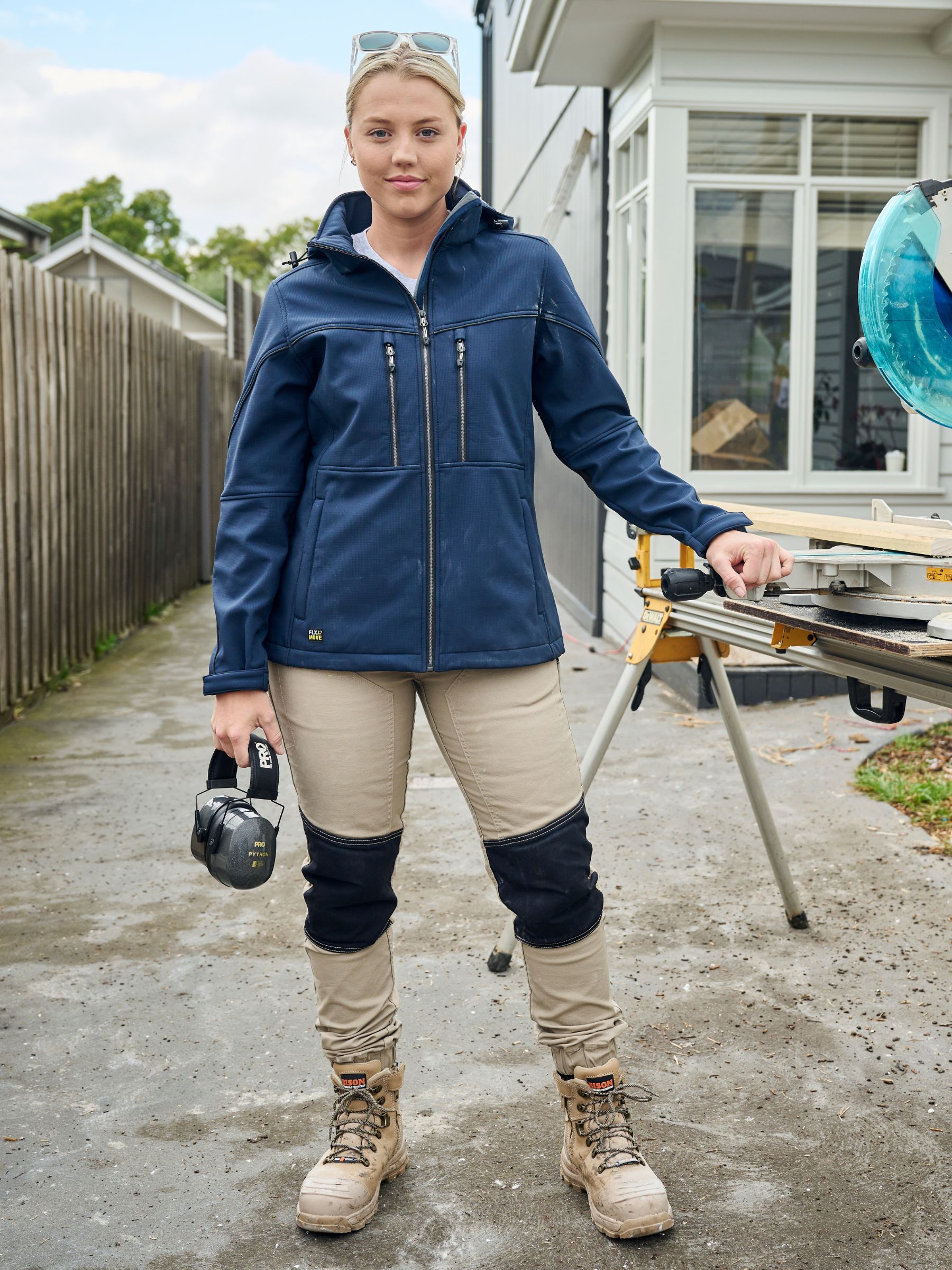 Buy Women's Tradie Workwear & Women's Tradie Clothing | Bisley Workwear